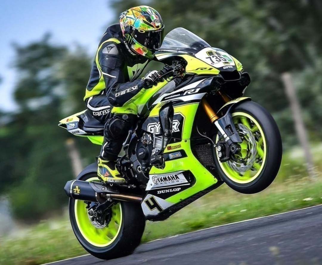 Rennstreckenumbau – Motorradtechnik Hanser